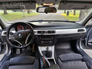Pelēks BMW 318 2010 Rīga, ar dzinēja tilpumu 2.00 L un nobraukumu 337 tūkst. km par 4100 €, foto 11 vietnē AUTOMOTO.COM.LV