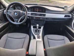 Grey BMW 318 2010 in Siauliai, with an engine capacity of 2.00 L and mileage of 271 thousand km for 4700 €, photo 10 on AUTOMOTO.COM.LV