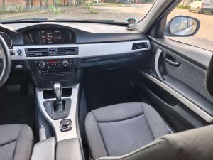 Grey BMW 318 2010 in Siauliai, with an engine capacity of 2.00 L and mileage of 271 thousand km for 4700 €, photo 12 on AUTOMOTO.COM.LV