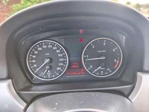 Grey BMW 318 2010 in Siauliai, with an engine capacity of 2.00 L and mileage of 271 thousand km for 4700 €, photo 18 on AUTOMOTO.COM.LV