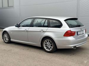 Grey BMW 318 2010 in Utena, with an engine capacity of 2.00 L and mileage of 286 thousand km for 3990 €, photo 12 on AUTOMOTO.COM.LV