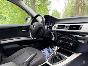 Grey BMW 318 2010 in Utena, with an engine capacity of 2.00 L and mileage of 286 thousand km for 3990 €, photo 25 on AUTOMOTO.COM.LV