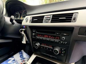 Grey BMW 318 2010 in Utena, with an engine capacity of 2.00 L and mileage of 286 thousand km for 3990 €, photo 26 on AUTOMOTO.COM.LV