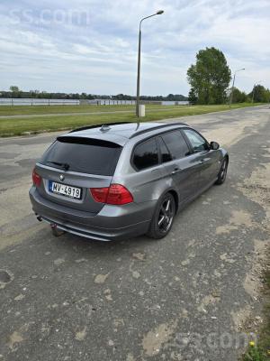 Grey BMW 318 2010 in Riga, with an engine capacity of 2.00 L and mileage of 304 thousand km for 4950 €, photo 3 on AUTOMOTO.COM.LV
