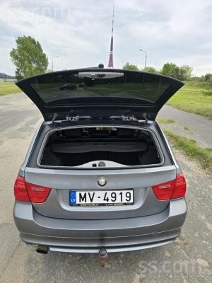Grey BMW 318 2010 in Riga, with an engine capacity of 2.00 L and mileage of 304 thousand km for 4950 €, photo 7 on AUTOMOTO.COM.LV
