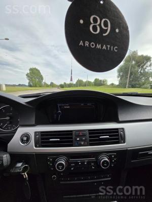 Grey BMW 318 2010 in Riga, with an engine capacity of 2.00 L and mileage of 304 thousand km for 4950 €, photo 13 on AUTOMOTO.COM.LV