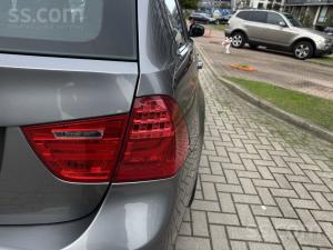 Pelēks BMW 318 2010 Rīga, ar dzinēja tilpumu 2.00 L un nobraukumu 327 tūkst. km par 4490 €, foto 7 vietnē AUTOMOTO.COM.LV