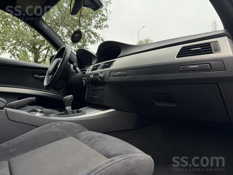Pelēks BMW 318 2010 Rīga, ar dzinēja tilpumu 2.00 L un nobraukumu 327 tūkst. km par 4490 €, foto 13 vietnē AUTOMOTO.COM.LV