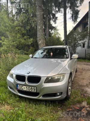 Серый БМВ 318 2010 в Рига, объемом двигателя 2.00 л и пробегом 212 тыс. км за 4000 €, фото  на AUTOMOTO.COM.LV