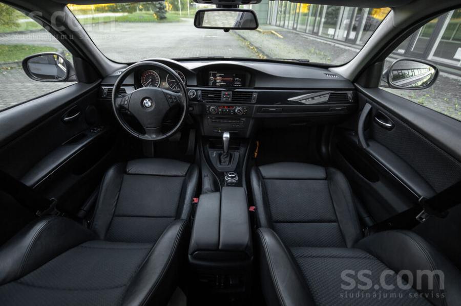 Grey BMW 318 2010 in Tukums, with an engine capacity of 2.00 L and mileage of 348 thousand km for 5550 €, photo 16 on AUTOMOTO.COM.LV