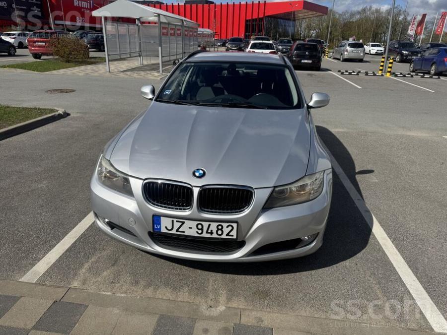 Pelēks BMW 318 2011 Rīga, ar dzinēja tilpumu 2.00 L un nobraukumu 314 tūkst. km par 3900 €, foto 2 vietnē AUTOMOTO.COM.LV