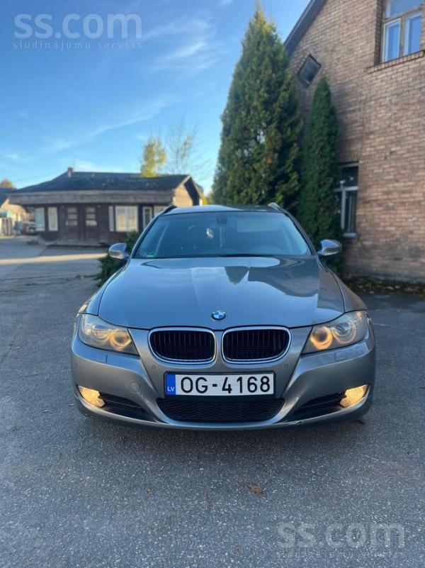 Grey BMW 318 2011 in Cesis, with an engine capacity of 2.00 L and mileage of 319 thousand km for 4800 €, photo 4 on AUTOMOTO.COM.LV