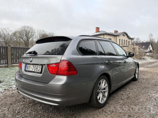 Grey BMW 318 2011 in Jelgava, with an engine capacity of 2.00 L and mileage of 286 thousand km for 4150 €, photo 4 on AUTOMOTO.COM.LV