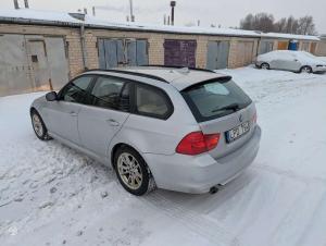 Pelēks BMW 318 2011 Panevēža, ar dzinēja tilpumu 2.00 L un nobraukumu 237 tūkst. km par 4300 €, foto 4 vietnē AUTOMOTO.COM.LV
