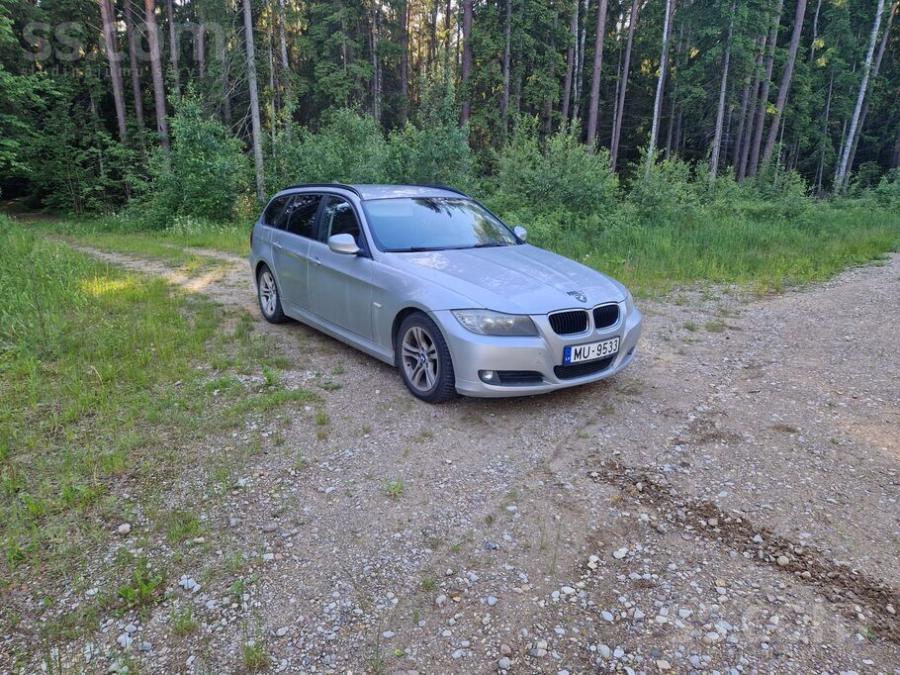 Pelēks BMW 318 2011 Liepāja, ar dzinēja tilpumu 2.00 L un nobraukumu 299 tūkst. km par 4000 €, foto 1 vietnē AUTOMOTO.COM.LV