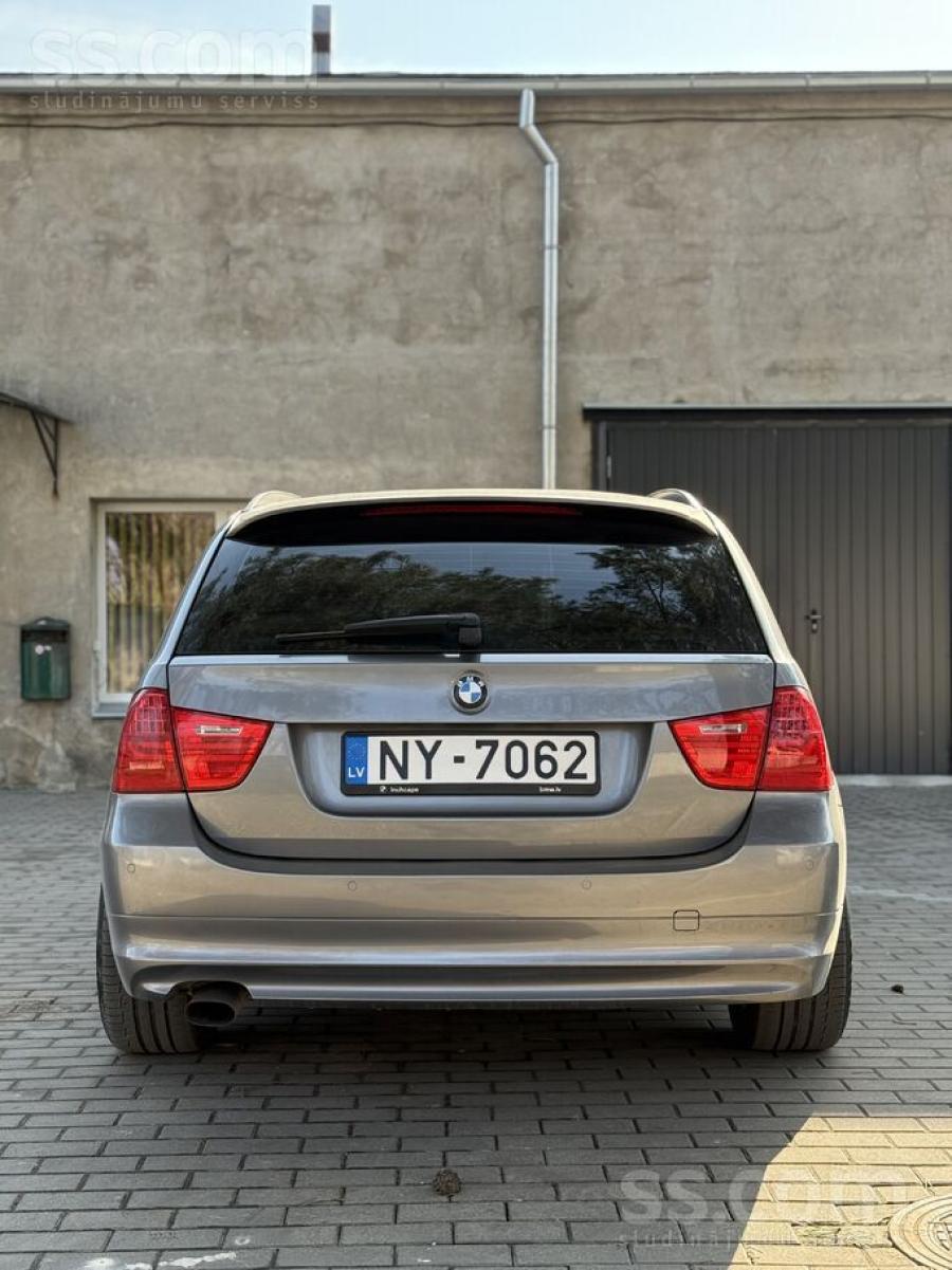 Grey BMW 318 2011 in Jelgava, with an engine capacity of 2.00 L and mileage of 292 thousand km for 4100 €, photo 5 on AUTOMOTO.COM.LV