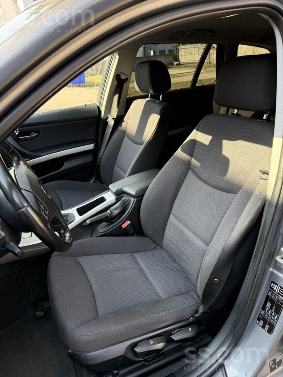 Grey BMW 318 2011 in Jelgava, with an engine capacity of 2.00 L and mileage of 292 thousand km for 4100 €, photo 10 on AUTOMOTO.COM.LV