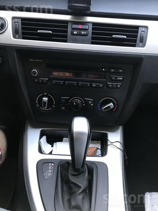 Grey BMW 318 2011 in Jurmala, with an engine capacity of 2.00 L and mileage of 191 thousand km for 4800 €, photo 8 on AUTOMOTO.COM.LV