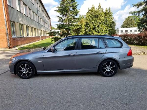 Grey BMW 318 2011 in Jekabpils, with an engine capacity of 2.00 L and mileage of 312 thousand km for 5250 €, photo 10 on AUTOMOTO.COM.LV