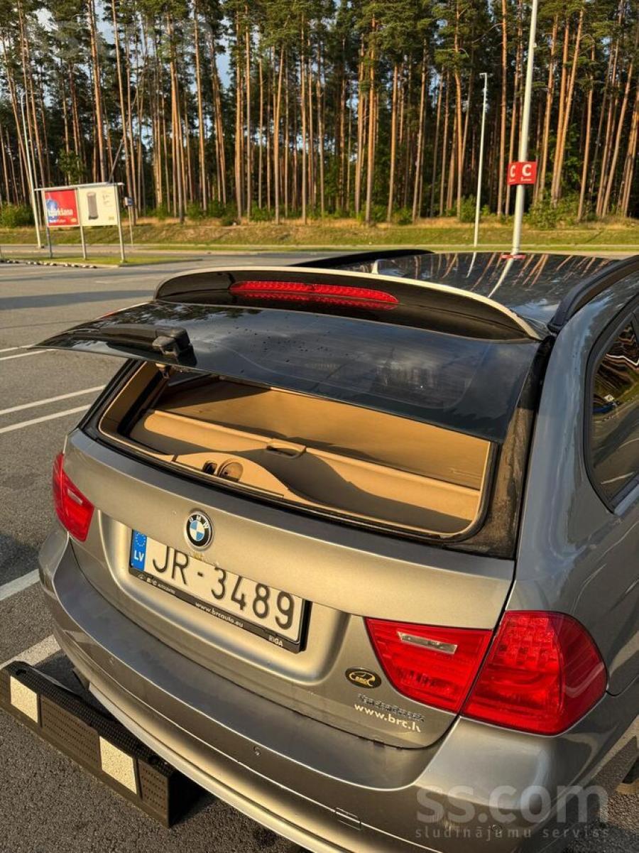 Grey BMW 318 2011 in Riga, with an engine capacity of 2.00 L and mileage of 348 thousand km for 4999 €, photo 6 on AUTOMOTO.COM.LV