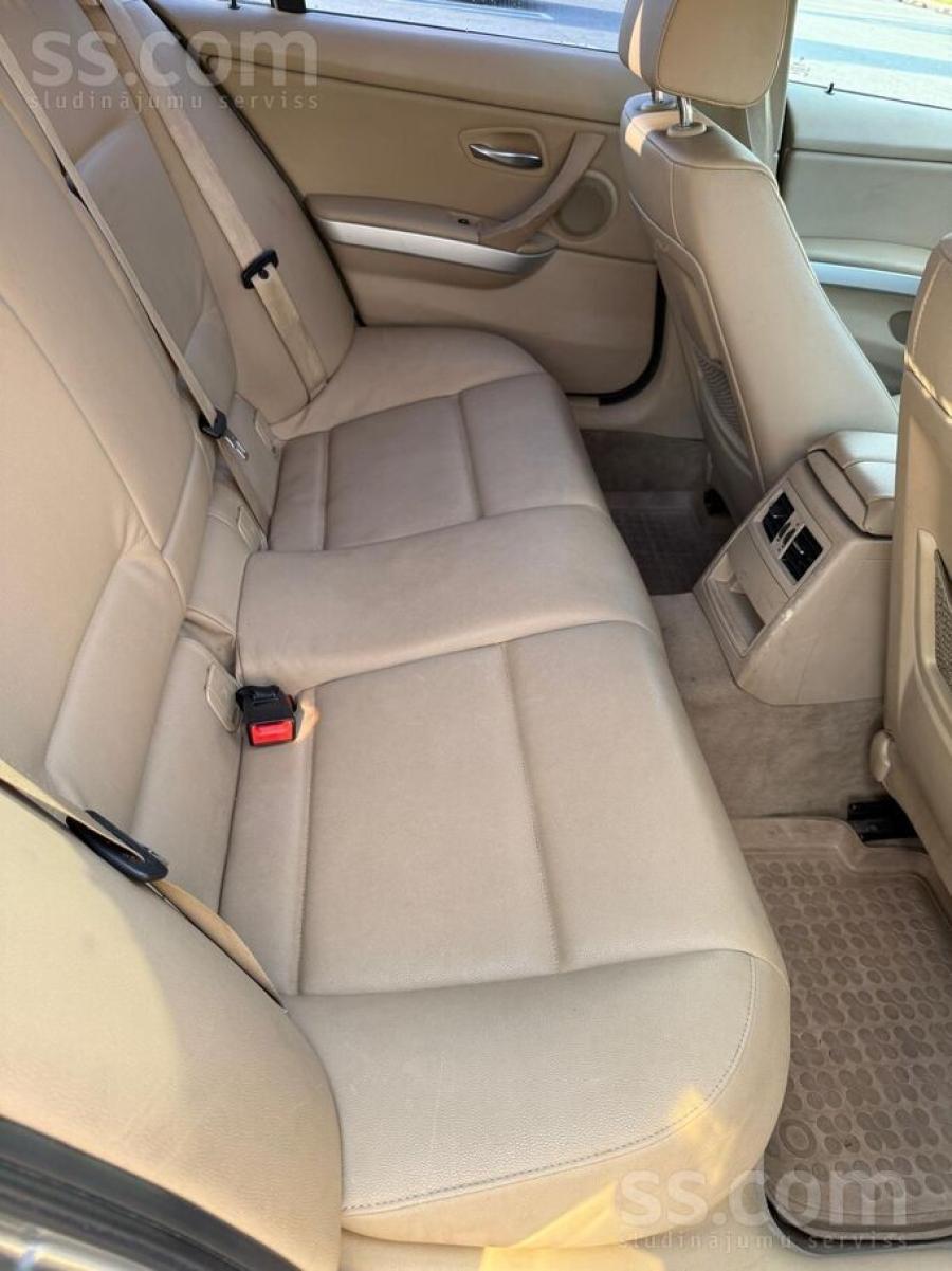 Grey BMW 318 2011 in Riga, with an engine capacity of 2.00 L and mileage of 348 thousand km for 4999 €, photo 7 on AUTOMOTO.COM.LV