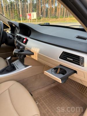 Grey BMW 318 2011 in Riga, with an engine capacity of 2.00 L and mileage of 348 thousand km for 4999 €, photo 8 on AUTOMOTO.COM.LV