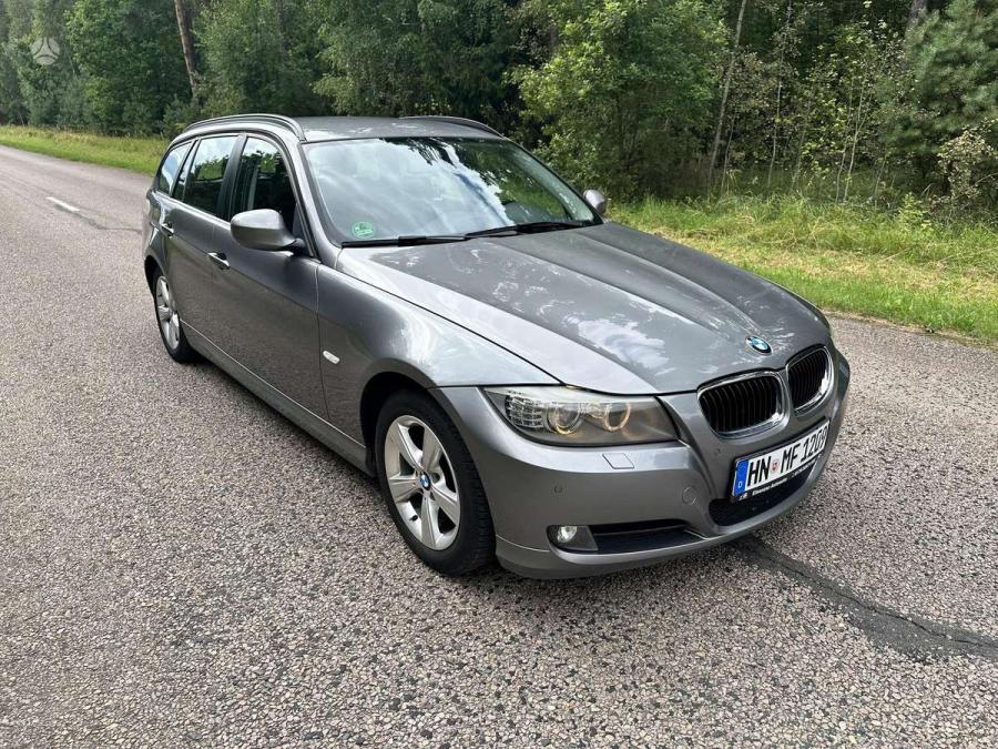 Серый БМВ 318 2011 в Вильнюс, объемом двигателя 2.00 л и пробегом 320 тыс. км за 3999 €, фото 3 на AUTOMOTO.COM.LV