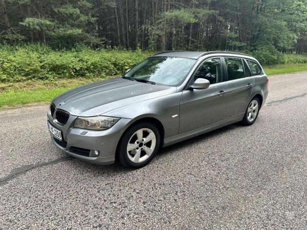 Pelēks BMW 318 2011 Viļņa, ar dzinēja tilpumu 2.00 L un nobraukumu 320 tūkst. km par 3999 €, foto 3 vietnē AUTOMOTO.COM.LV
