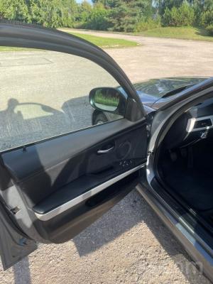 Pelēks BMW 318 2011 Jelgava, ar dzinēja tilpumu 2.00 L un nobraukumu 254 tūkst. km par 4900 €, foto 16 vietnē AUTOMOTO.COM.LV