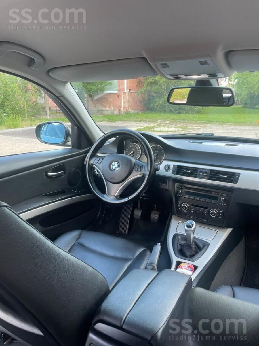Pelēks BMW 318 2011 Jelgava, ar dzinēja tilpumu 2.00 L un nobraukumu 254 tūkst. km par 4900 €, foto 26 vietnē AUTOMOTO.COM.LV