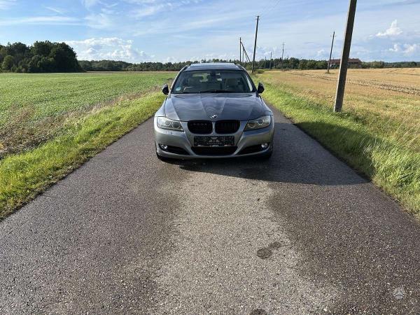 Grey BMW 318 2011 in Kaunas, with an engine capacity of 2.00 L and mileage of 248 thousand km for 4250 €, photo 2 on AUTOMOTO.COM.LV