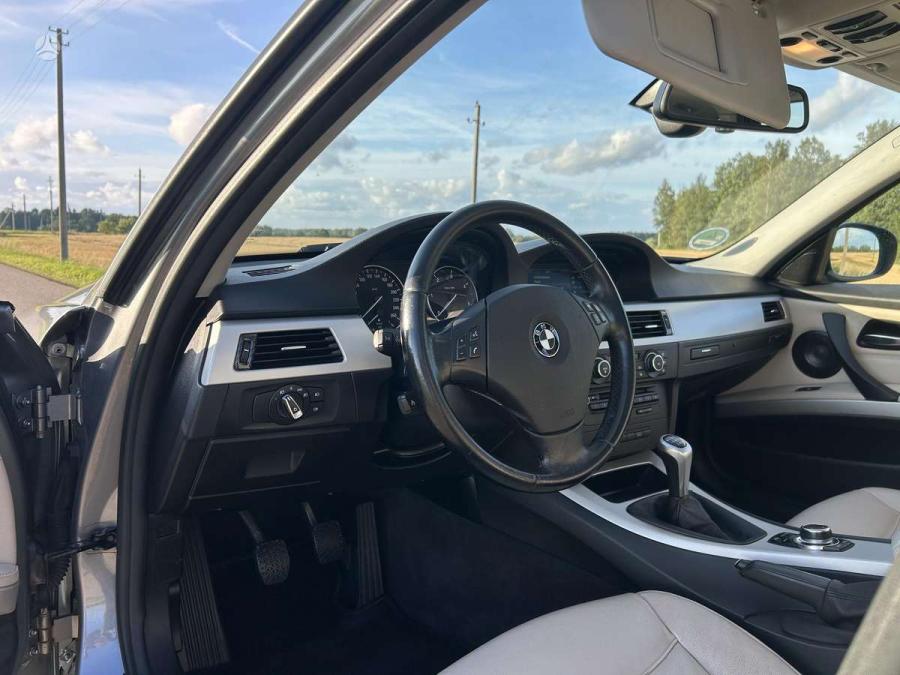 Pelēks BMW 318 2011 Kauņa, ar dzinēja tilpumu 2.00 L un nobraukumu 248 tūkst. km par 4250 €, foto 15 vietnē AUTOMOTO.COM.LV