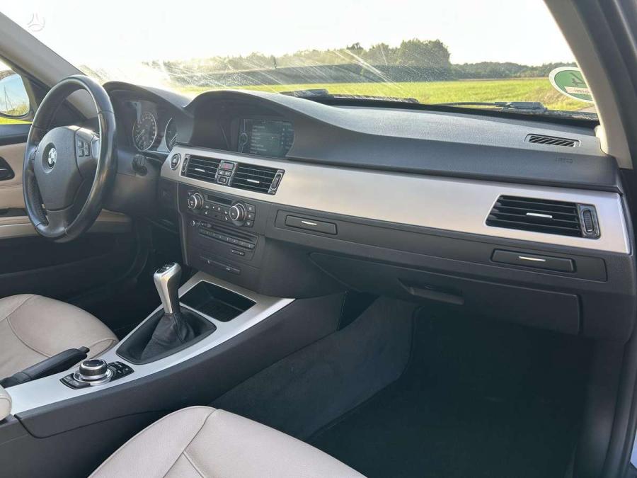 Pelēks BMW 318 2011 Kauņa, ar dzinēja tilpumu 2.00 L un nobraukumu 248 tūkst. km par 4250 €, foto 16 vietnē AUTOMOTO.COM.LV