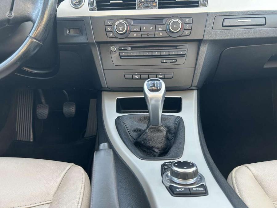 Pelēks BMW 318 2011 Kauņa, ar dzinēja tilpumu 2.00 L un nobraukumu 248 tūkst. km par 4250 €, foto 18 vietnē AUTOMOTO.COM.LV