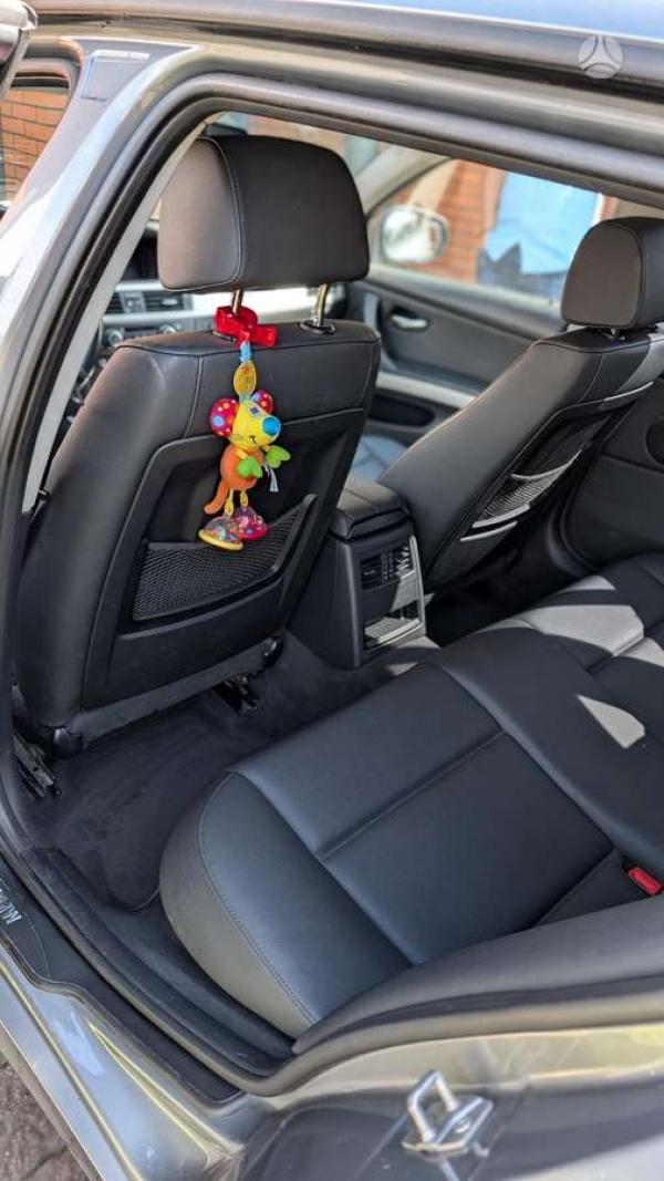 Pelēks BMW 318 2011 Kauņa, ar dzinēja tilpumu 2.00 L un nobraukumu 331 tūkst. km par 3950 €, foto 3 vietnē AUTOMOTO.COM.LV