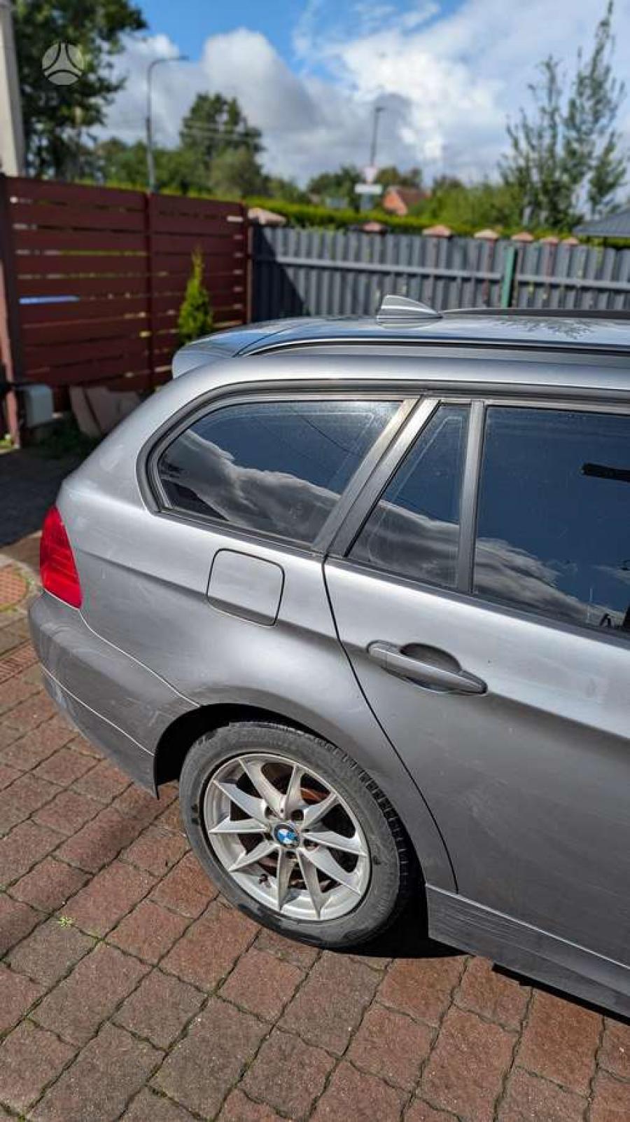 Pelēks BMW 318 2011 Kauņa, ar dzinēja tilpumu 2.00 L un nobraukumu 331 tūkst. km par 3950 €, foto 9 vietnē AUTOMOTO.COM.LV