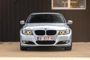 Grey BMW 318 2012 in Jelgava, with an engine capacity of 2.00 L and mileage of 277 thousand km for 3900 €, photo 4 on AUTOMOTO.COM.LV