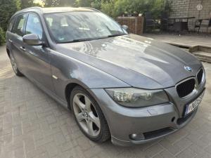 Grey BMW 318 2012 in Kaunas, with an engine capacity of 2.00 L and mileage of 310 thousand km for 3500 €, photo  on AUTOMOTO.COM.LV