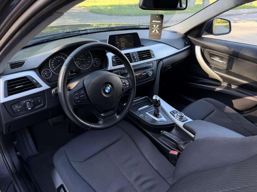 Grey BMW 318 2012 in Taurage, with an engine capacity of 2.00 L and mileage of 259 thousand km for 7700 €, photo 12 on AUTOMOTO.COM.LV