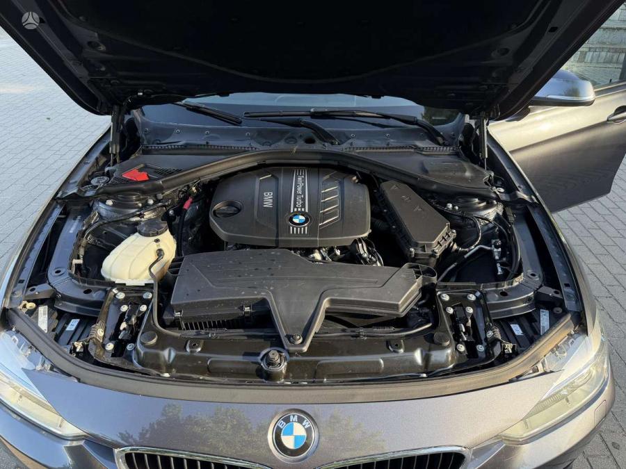 Grey BMW 318 2012 in Taurage, with an engine capacity of 2.00 L and mileage of 259 thousand km for 7700 €, photo 28 on AUTOMOTO.COM.LV