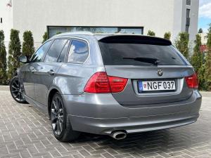 Grey BMW 318 2012 in Kaunas, with an engine capacity of 2.00 L and mileage of 306 thousand km for 3300 €, photo 15 on AUTOMOTO.COM.LV