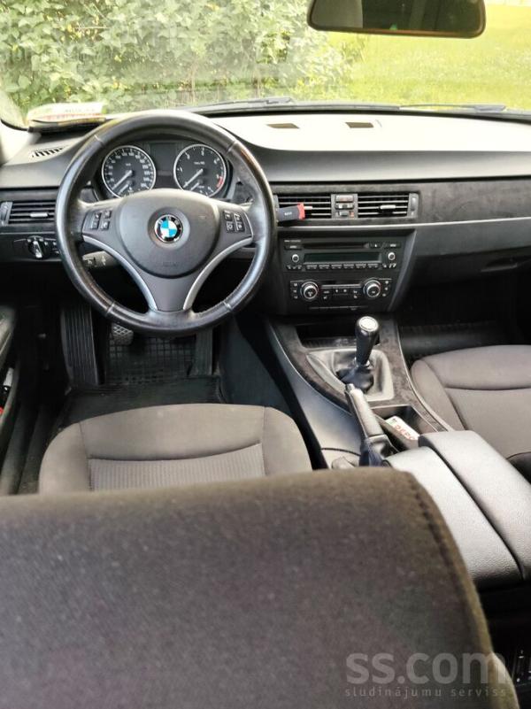 Pelēks BMW 318 2012 Rīga, ar dzinēja tilpumu 2.00 L un nobraukumu 274 tūkst. km par 4800 €, foto 10 vietnē AUTOMOTO.COM.LV