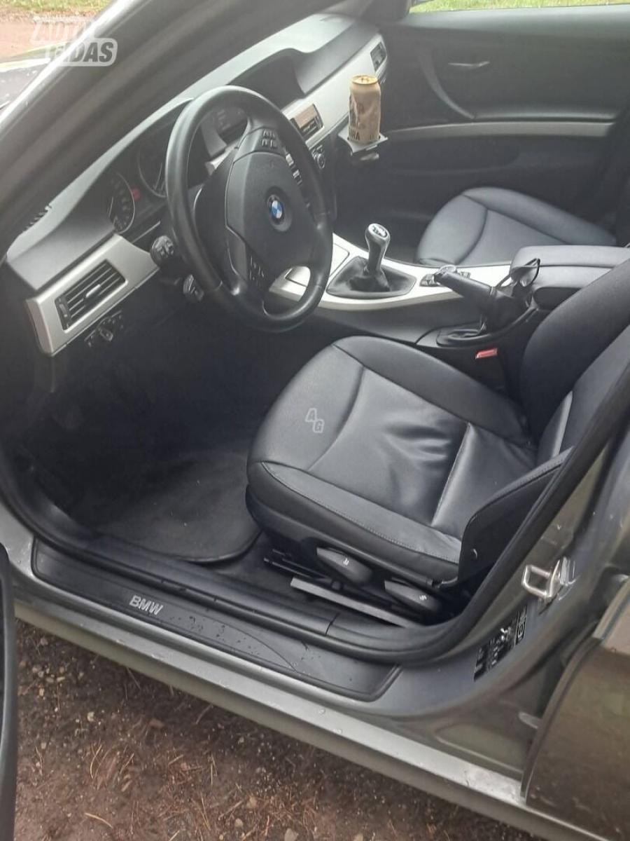 Серый БМВ 318 2012 в Алитус, объемом двигателя 2.00 л и пробегом 240 тыс. км за 3500 €, фото 5 на AUTOMOTO.COM.LV