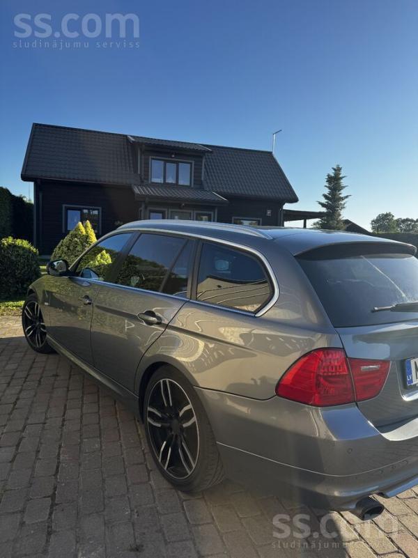Pelēks BMW 318 2012 Rīga, ar dzinēja tilpumu 2.00 L un nobraukumu 256 tūkst. km par 5200 €, foto 4 vietnē AUTOMOTO.COM.LV