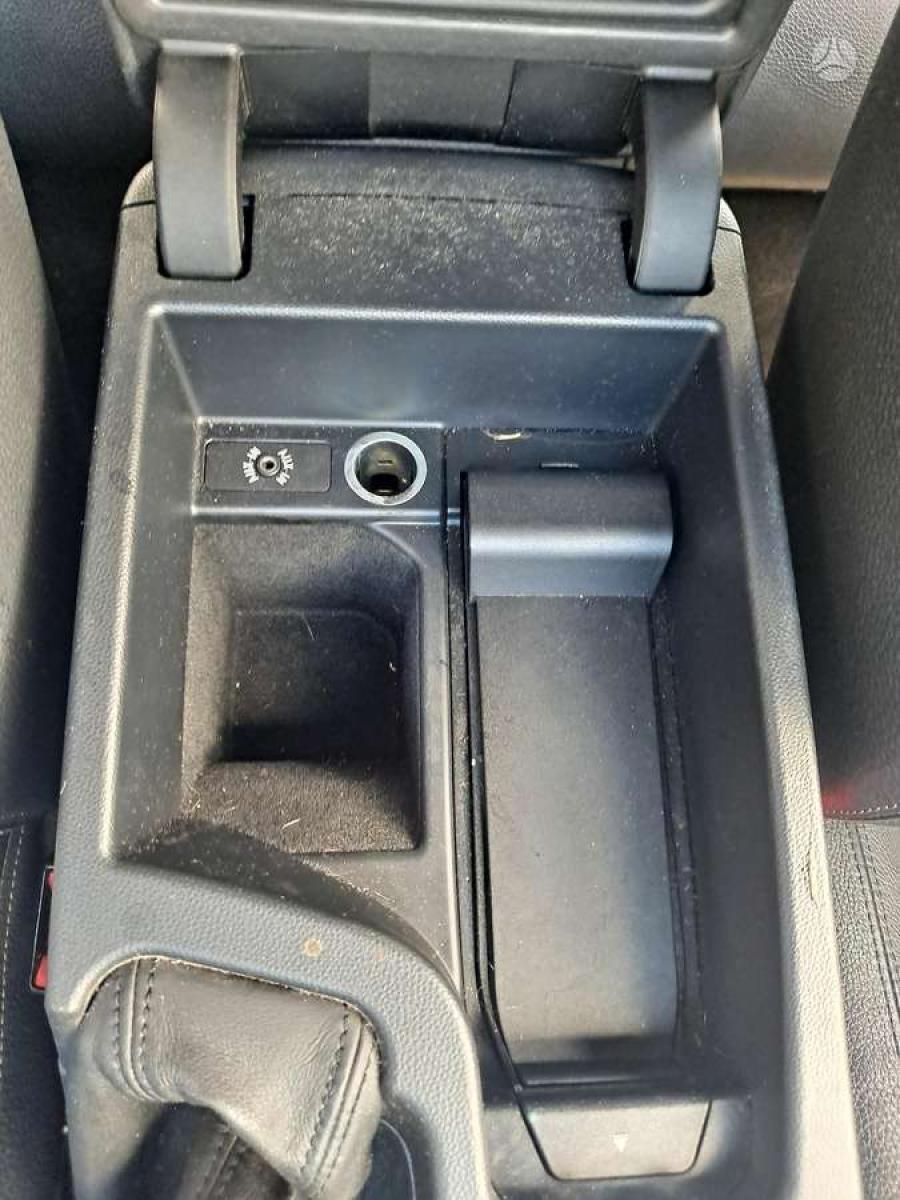 Grey BMW 318 2012 in Panevezys, with an engine capacity of 0.00 L and mileage of 190 thousand km for 2700 €, photo 30 on AUTOMOTO.COM.LV