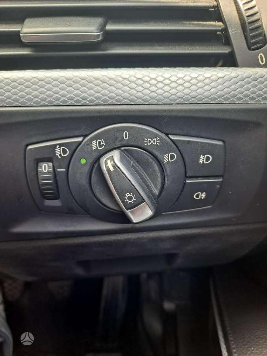 Grey BMW 318 2012 in Panevezys, with an engine capacity of 0.00 L and mileage of 190 thousand km for 2700 €, photo 32 on AUTOMOTO.COM.LV