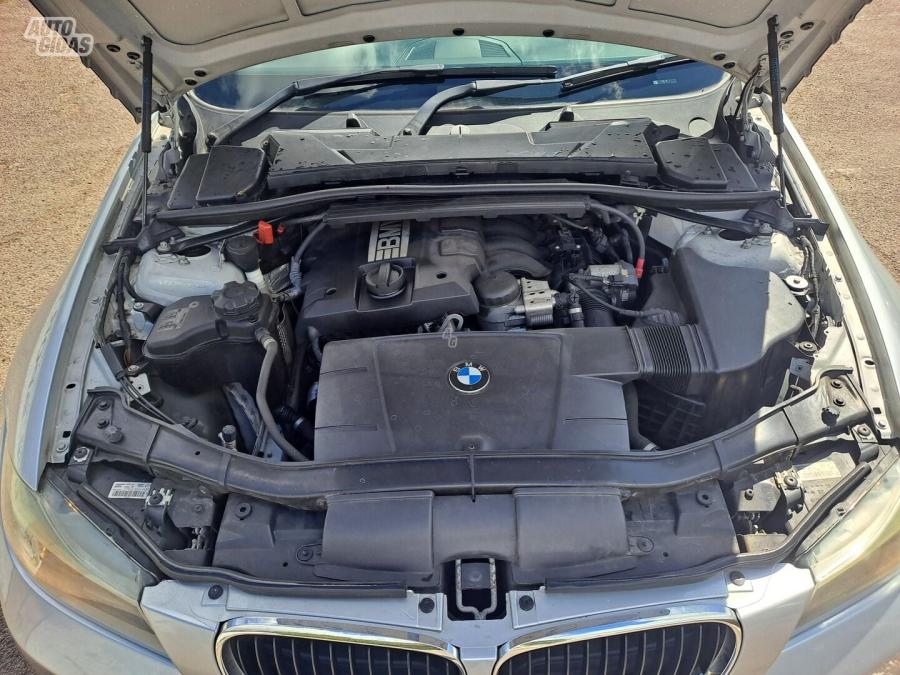 Pelēks BMW 318 2012 Panevēža, ar dzinēja tilpumu 2.00 L un nobraukumu 190 tūkst. km par 2700 €, foto 23 vietnē AUTOMOTO.COM.LV