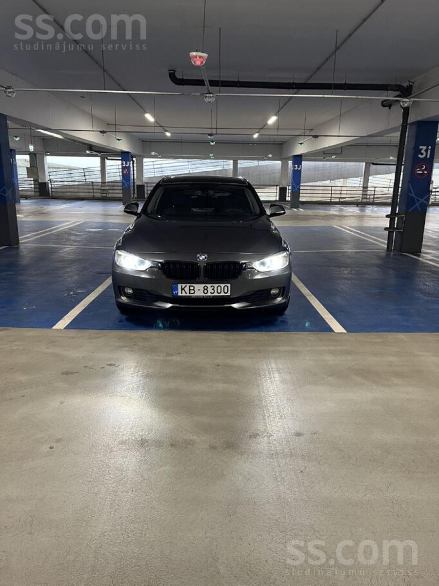 Grey BMW 318 2012 in Riga, with an engine capacity of 2.00 L and mileage of 376 thousand km for 7900 €, photo 1 on AUTOMOTO.COM.LV
