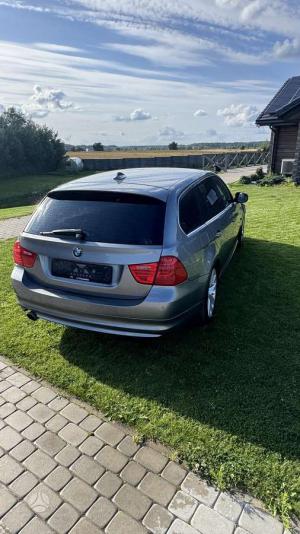 Pelēks BMW 318 2012 Viļņa, ar dzinēja tilpumu 2.00 L un nobraukumu 276 tūkst. km par 4800 €, foto 4 vietnē AUTOMOTO.COM.LV
