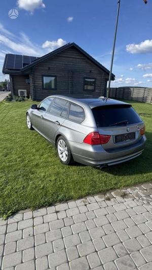 Pelēks BMW 318 2012 Viļņa, ar dzinēja tilpumu 2.00 L un nobraukumu 276 tūkst. km par 4800 €, foto 5 vietnē AUTOMOTO.COM.LV